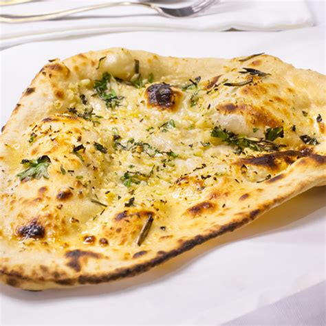 Garlic And Cheese Garlic And Chilli Naan Dawat Indian Resturant And Bar