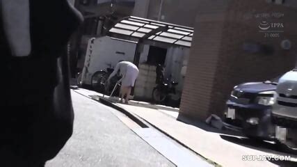 Even After Being Immediately Fucked And Creampied By A Cock Covered In Oil This Faithful Wife