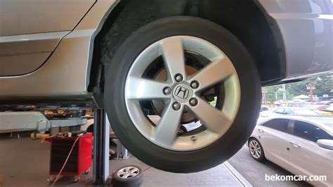 엔진오일 교환시 캘리퍼 고착여부도 점검하자 베콤카 차량정밀진단