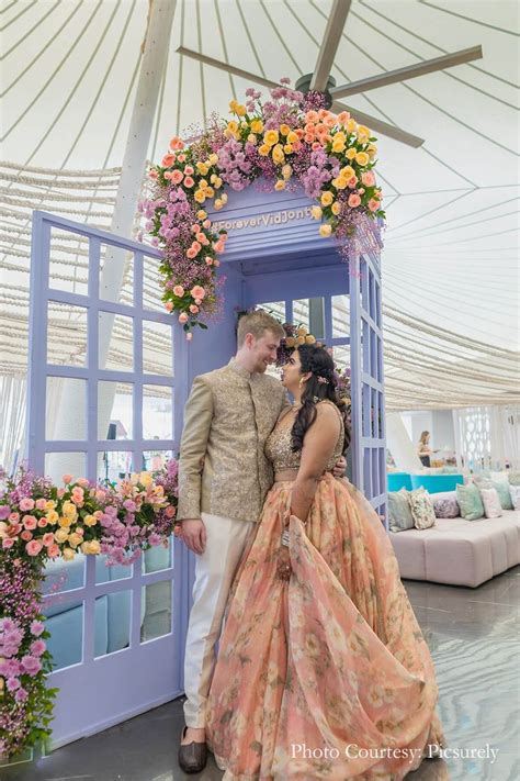 Vidhi Arora And Jonathan Elis W Goa Wedding Couple Poses Wedding Vidhi Arora And Jonathan Elis W Goa Wedding Couple Poses Wedding