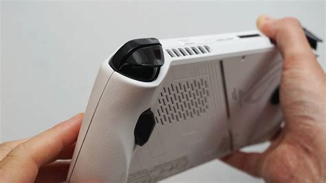 ASUS ROG Ally Review A Babe ROG Around The Edges