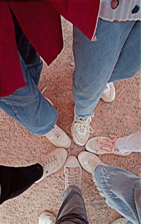 صور صديقات كنها لكي