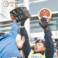團體促放劉曉波 太陽報