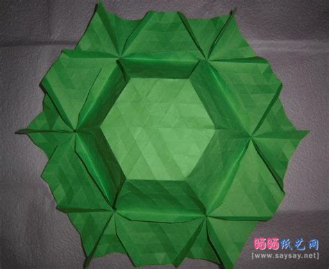 漂亮的花朵帽子手工折纸实拍图文教程饰品折纸折纸教程（七） 晒宝手工（晒晒纸艺网）