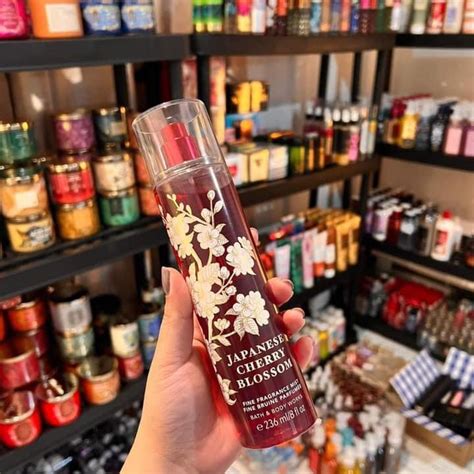 J Resh Fashion And Scents Collection Quezon City