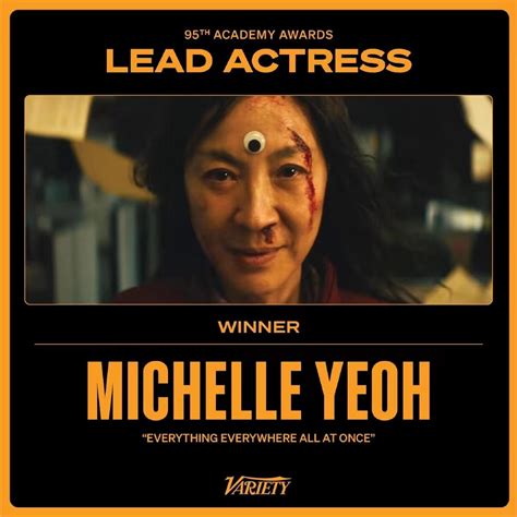 恭喜michelle杨紫琼 凭借《瞬息全宇宙》