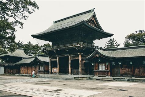 新潟総鎮守 白山神社 新潟の風景 JAPAN WEB MAGAZINE 日本の風景 JAPAN SCENE