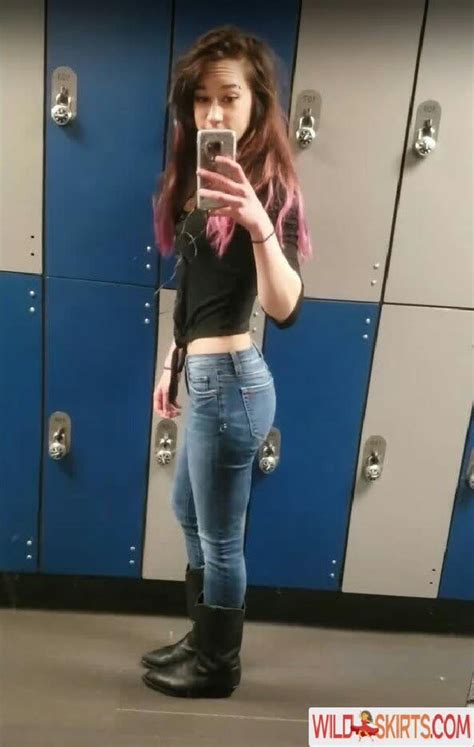 QueenTofu Babytofu Tofu Games Nude OnlyFans Instagram Leaked Photo