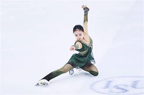 피겨 신지아 주니어gp 파이널 쇼트 2위17년 만에 메달 보인다