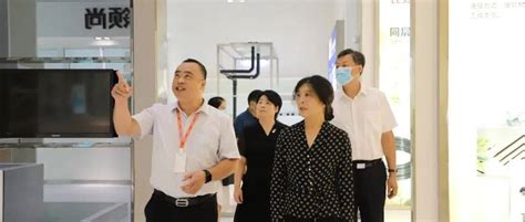 周口市政协副主席闫淑娟来我区调研数字经济发展情况产业企业淮阳