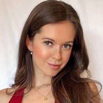 Rose Hart Babe Page Watch This Adult Model On Freeones