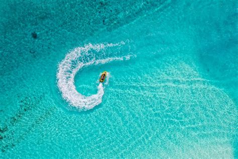 Breaking Repository Waves With Kotlin Flows In Android By Delacrix Morgan Bugless Medium