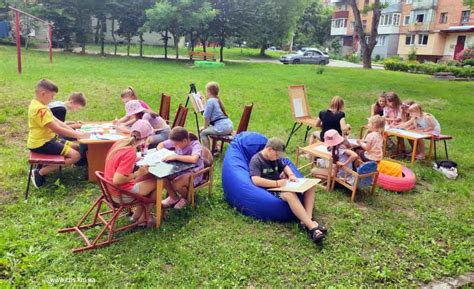 Мистецька майстерка відбулась 21 липня у бібліотеці філії №14 Охочі користувачі на папері