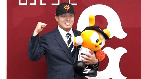 元阪神・馬場皐輔が入団会見、先輩・松原に「高速道路の近く」への引っ越し薦められる 背番号は「36」【巨人】 Tbs News Dig