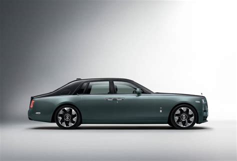 Rolls Royce Phantom 2023 Piccoli Ritocchi Di Design Per La Superlusso