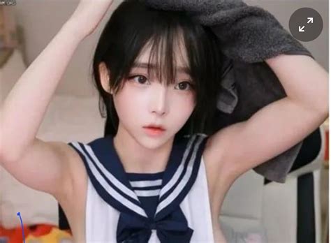 옷이 몸매를 감당못함 인체 아름다운 포즈