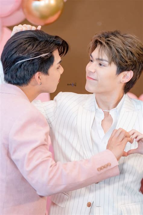 Pin De Vee En Drawing Character Pose References