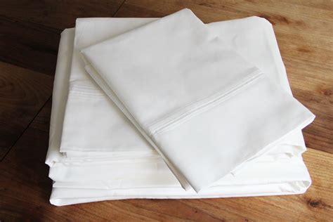 The 6 Best High Thread Count Sheets Of 2022