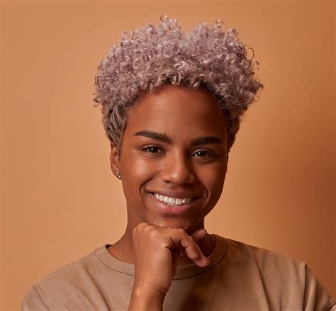 25 Best Hairstyles For Black Women With Oval Faces 2023 Guide