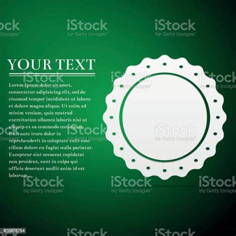 녹색 배경에 품질 엠 블 럼 플랫 아이콘입니다 벡터 일러스트 레이 션 1에 대한 스톡 벡터 아트 및 기타 이미지 1 경쟁