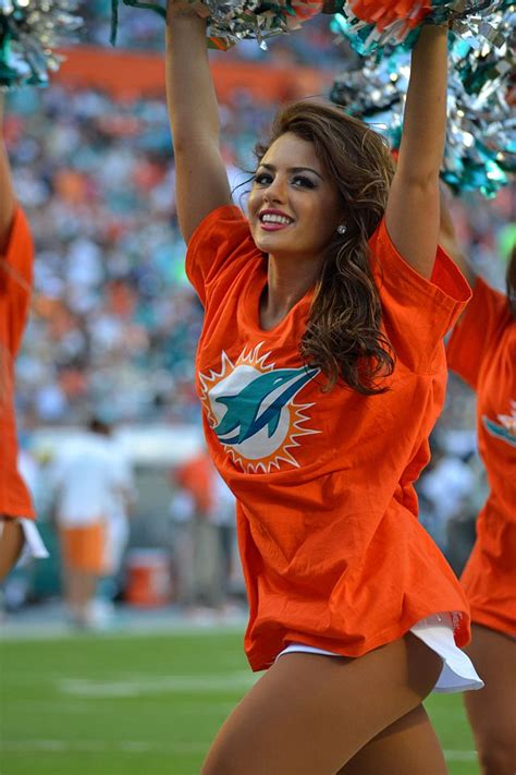 Miami Dolphins Cheerleaders Working It