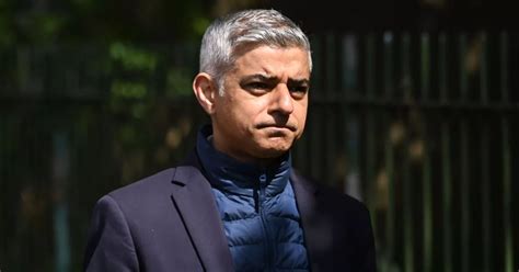 Sadiq Khan Admits Londons Women Are Being Failed As Met Police Send Warning To Citys 1 000