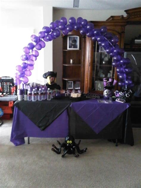 Fancy Party Table Decorative Tablewear Embellishing And Decorating On Cut Out Keep