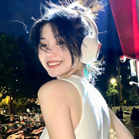 秋ing 女头8 迷你世界 小米游戏中心