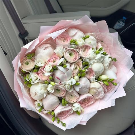 ПИОНЫ ДОСТАВКА МОСКВА Цветочное кружево 🤩Мы можем собрать для вас любой идеальней букет