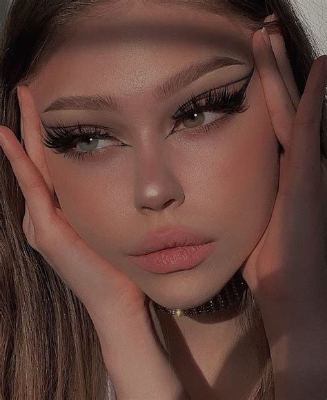 Diana ♡´･ᴗ･`♡ Dollyydi • Instagram Photos And Videos Simple Eyeliner Simple Makeup Looks