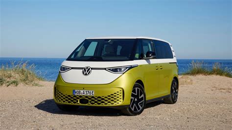 Review Volkswagen Idbuzz Ev Is Tripping On The Future