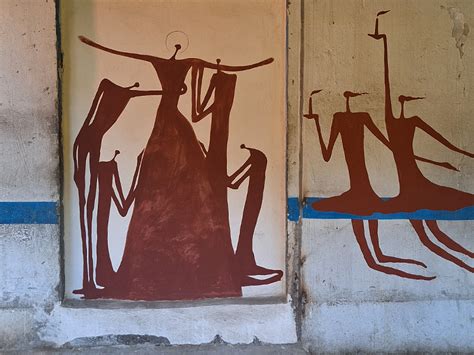 پناه سرخ میرزا در متروکه یخچال‌سازی کجارو