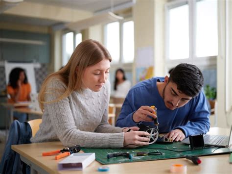 Akx00022 Arduino Arduino Engineering Kit R2 Akx00022 250 8674 Rs