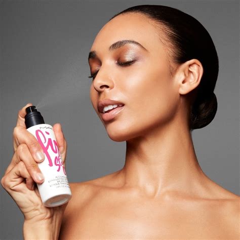 MAC Fix Stay Over Setting Spray 30 Ml Se Her Nicehair Dk