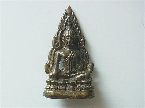 พระพุทธชินราชหลวงปู่เผือกวัดกิ่งแก้วตรับ Ennxo