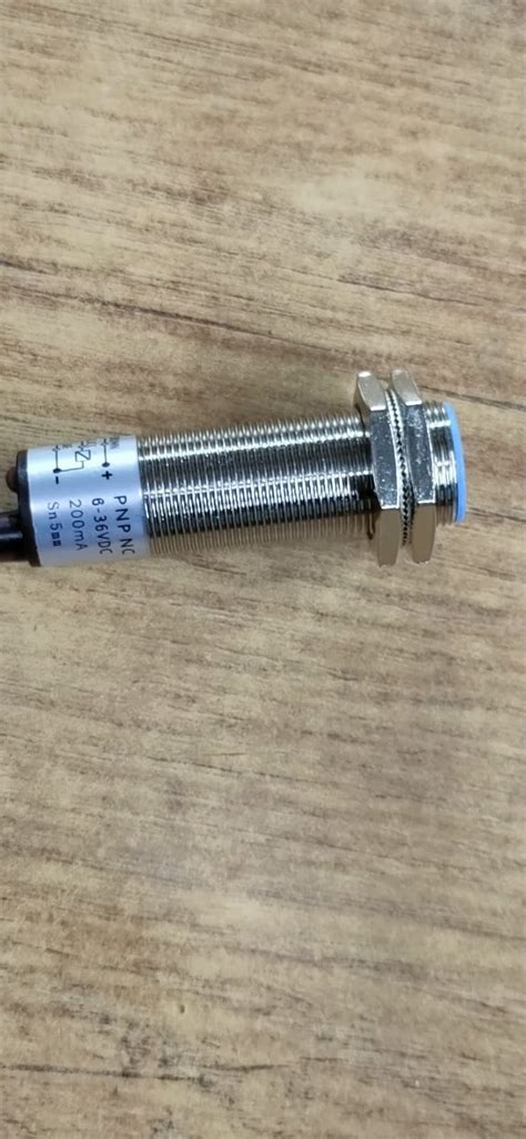Inductive Proximity Sensor M18 Dishikaelectric