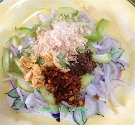 𝙱𝚘 𝙱𝚘 𝙵𝚊𝚖𝚒𝚕𝚢 မရမ်းသီးသုပ် မရမ်းသီးကိုတော မြန်မာပြည်အောက်ပိုင်းဒေသတွေမှာ အများဆုံးထွက်မယ်ထင်ပ