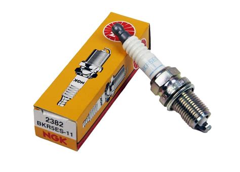 2382 NGK - Свеча зажигания NGK Standart BKR5ES11 2382 - купить, цена ...