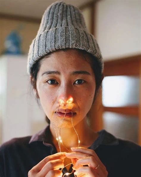 偷拍老婆6年，日本男子晒出1000张丑照示爱全网：你笑得好丑，但我很喜欢 知乎