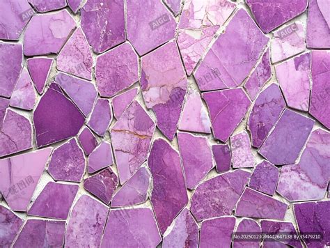 Ai创作图彩色玻璃紫色多边形 紫色背景彩色色块纹理 蓝紫色水晶矿石图案 紫色玻璃图案 浪漫粉紫色石英肌理 紫水晶石纹 紫色石材纹理 紫黄色瓷砖
