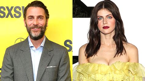 Alexandra Daddario Engaged To Boyfriend Andrew Form See Ring Photos