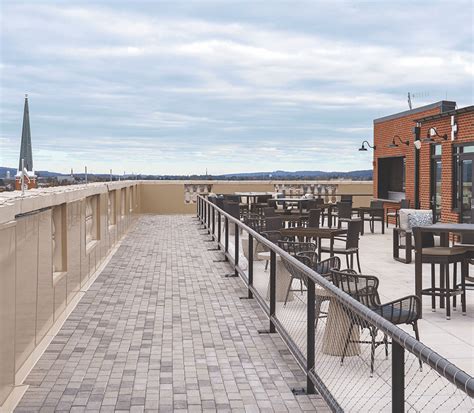 Structural Support Underlayment Creates Monolithic Floor For Roofs