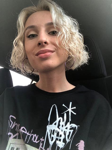 мене заїбав мій нік On Twitter передаю палкий привіт всім таким же неформалам як я