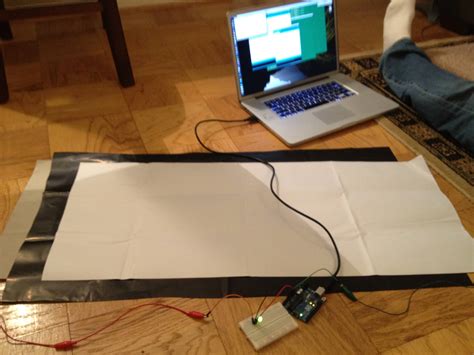 arduino problem with circuit created with fabric pressure sensor