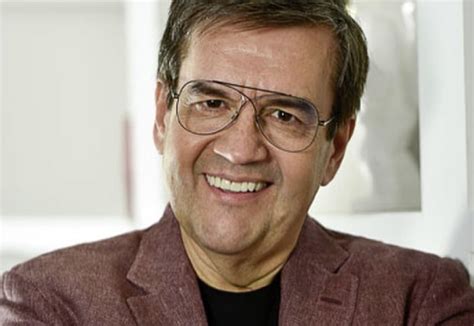 Denis Coderre Avoue Avoir Tenté De Senlever La Vie Monde De Stars