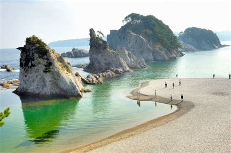 15 Best Beaches In Japan To Visit During Summer Season