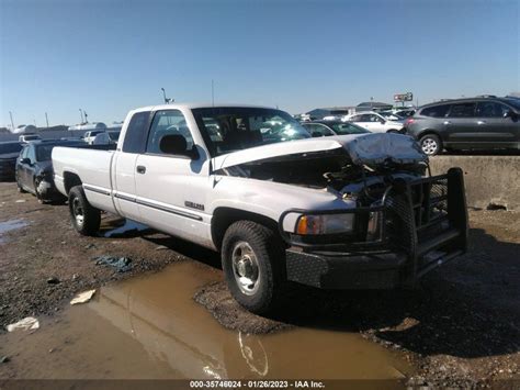 Vin 1b7kc2364xj576934 Dodge Ram 2500 1999 Historia Del Auto Stat Vin