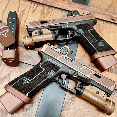 Deluxe Arms Taran Tactical Glock 17 Copperhead Combat Master Package
