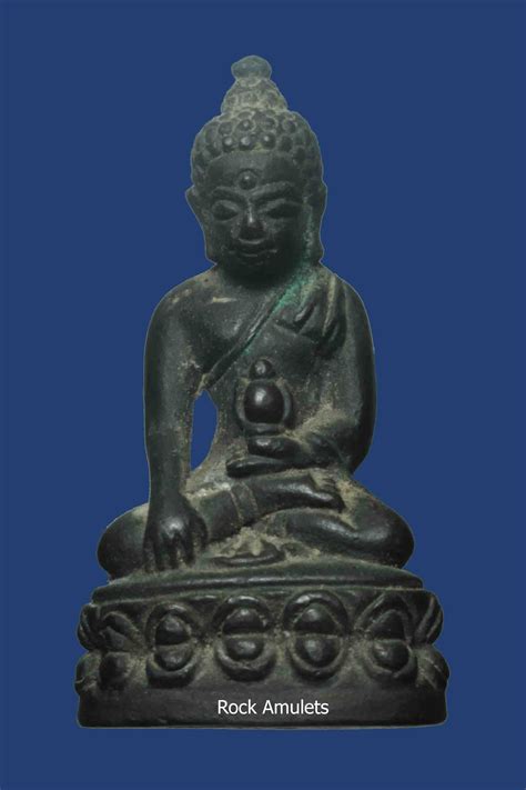 พระกริ่งเฉลิมพลรุ่น ๒ รุ่นสร้างโรงพยาบาลโคกโพธิ์ ปี ๒๕๓๙ เนื้อนวะโลหะ