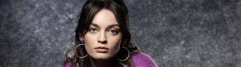 3840x1080 Resolution Emma Mackey 4k 3840x1080 Resolution Wallpaper